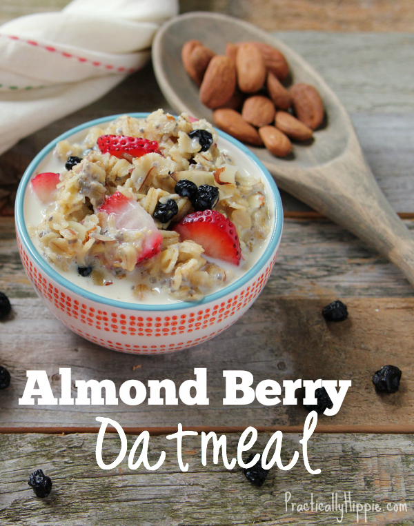 Almond Berry Oatmeal